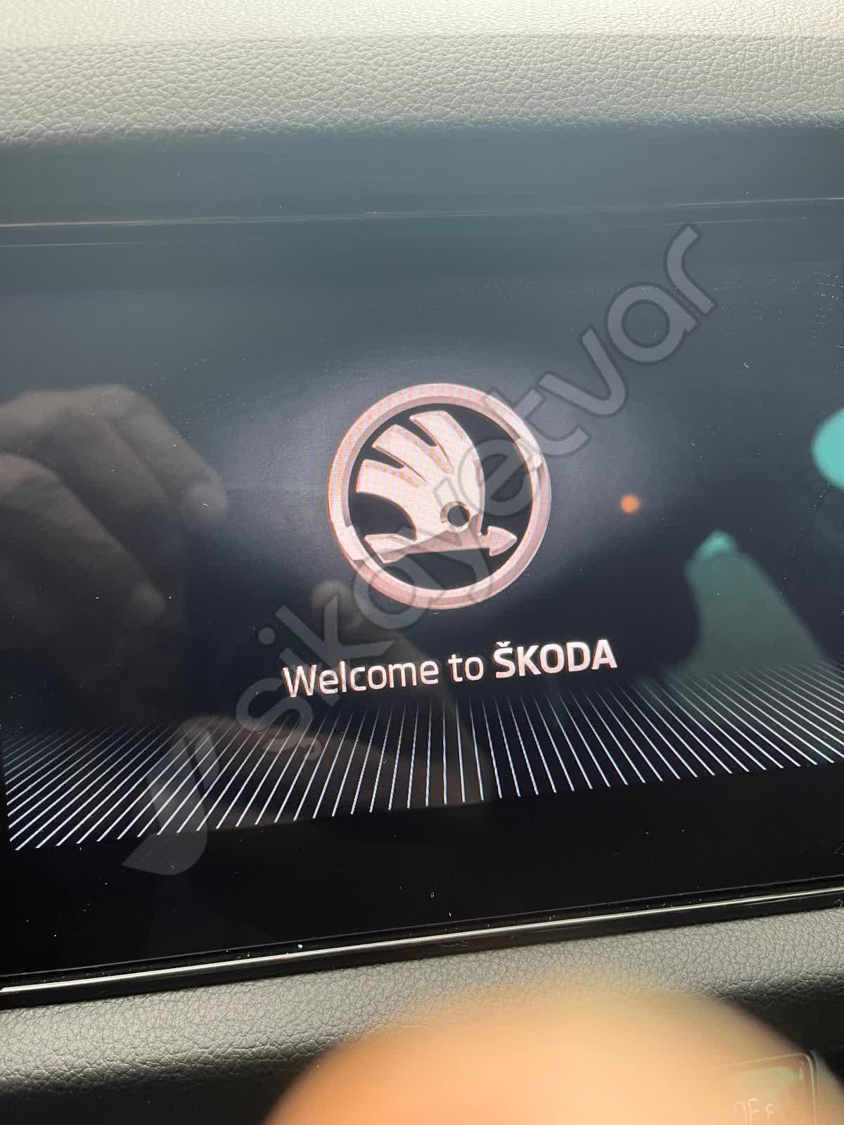 2019 Skoda Kodiaq Multimedia Screen Stuck on 'Welcome to Skoda' - Xolvie