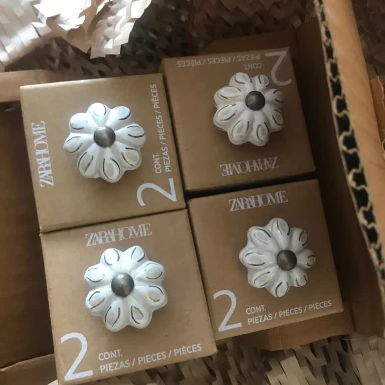 Zara Home Sent Wrong Items and Delayed Return Process - Xolvie