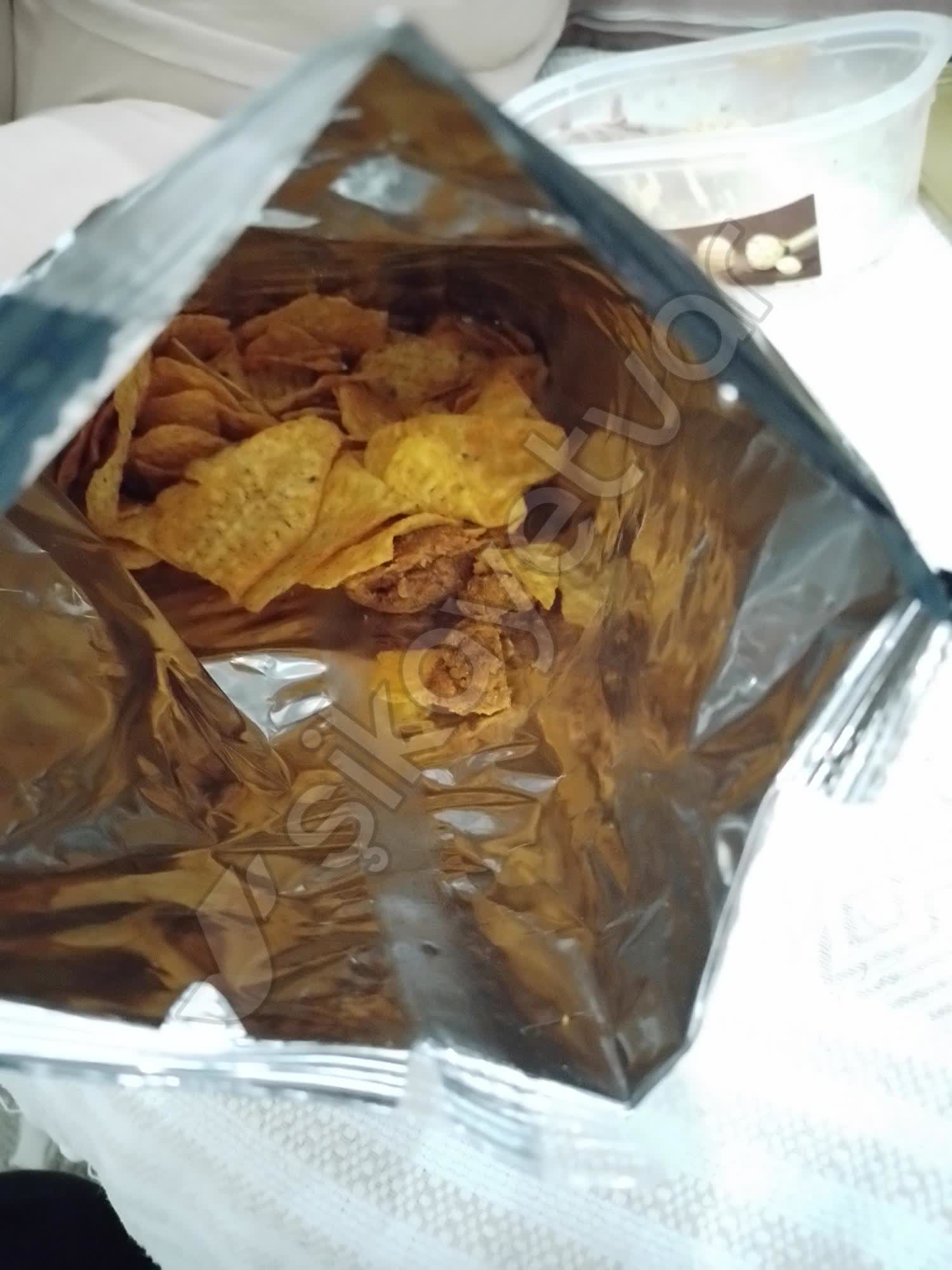 BİM Party Taco Cipsin İçinden Çıkan Gizemli Cisimler - Şikayetvar