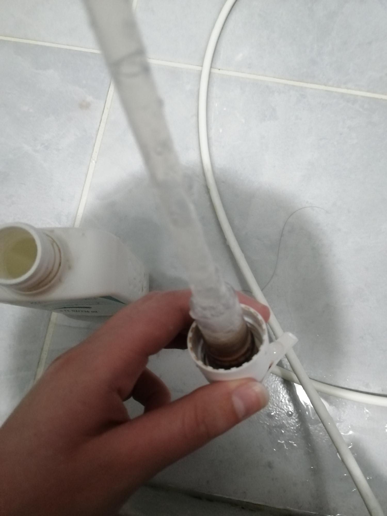 Cerave Acne Cleanser Turned Brown with Rusty Smell, Damaged My Skin ...