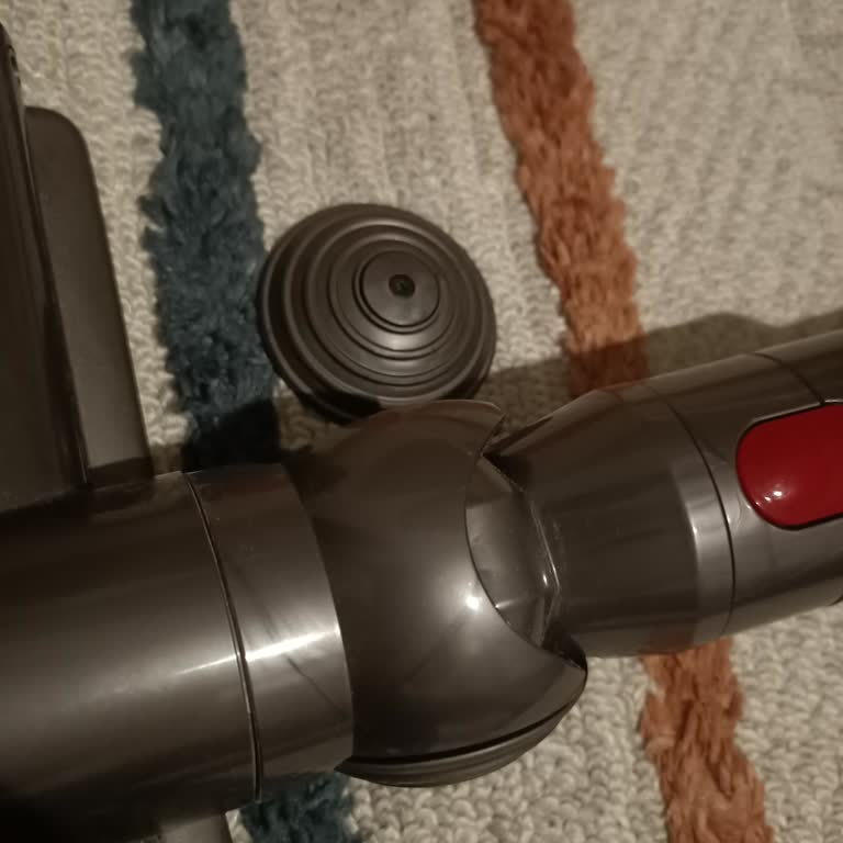 Dyson V15 Detect Başlık Tekeri Kırıldı - Şikayetvar