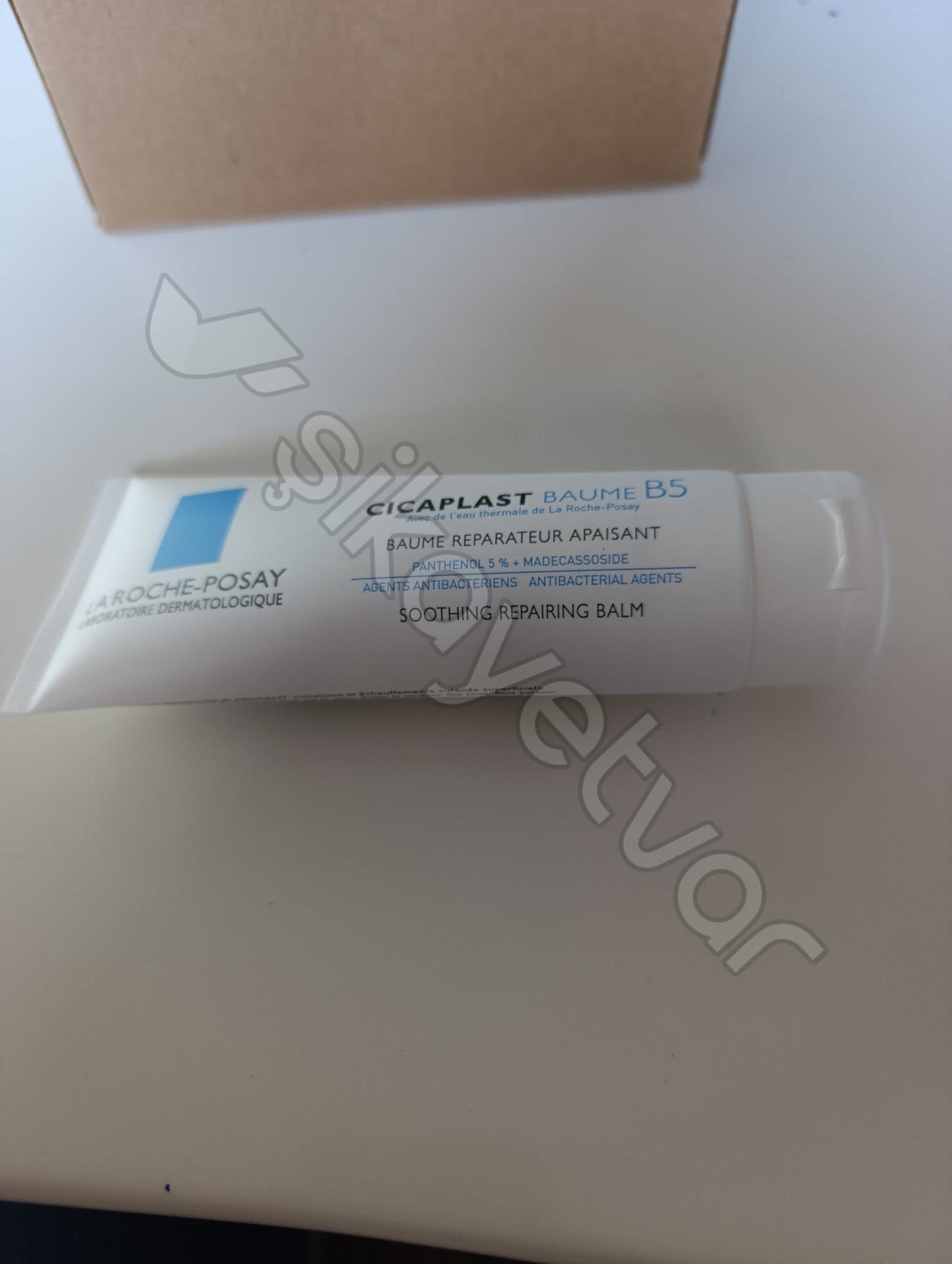 La Roche – Posay Fake La Roche-Posay Cicaplast Baume B5 - Demand for ...