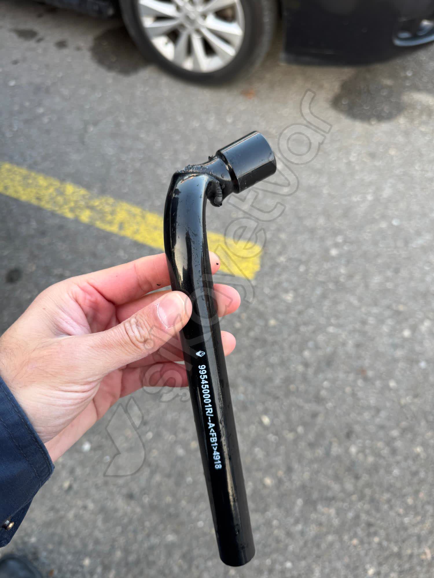 Renault Megane 4 Bijon Anahtarı Kullanılmadan Yamuldu - Şikayetvar