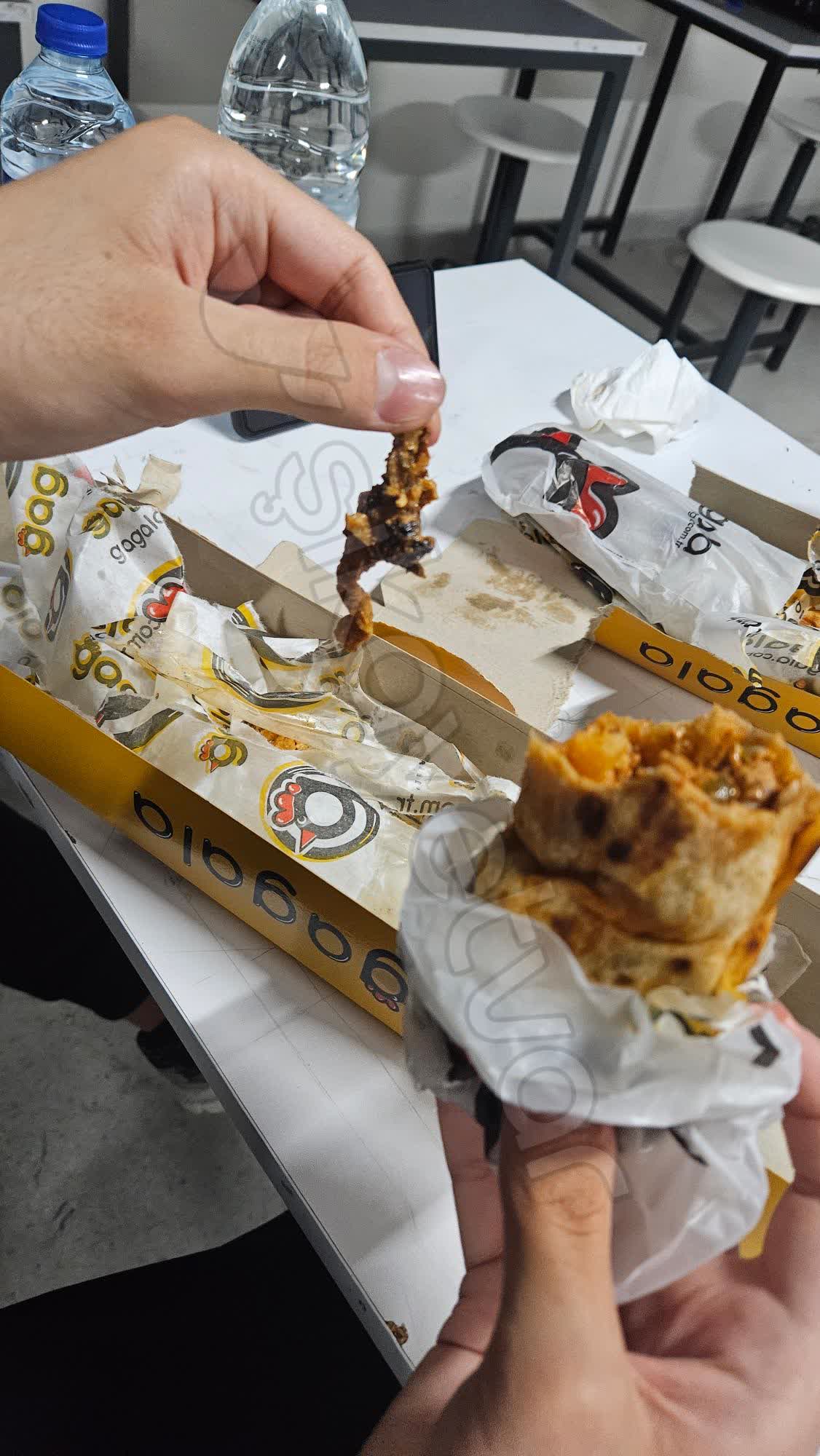 Gagala Döner Dürümlerden Çıkan Şaşırtıcı Malzeme - Şikayetvar
