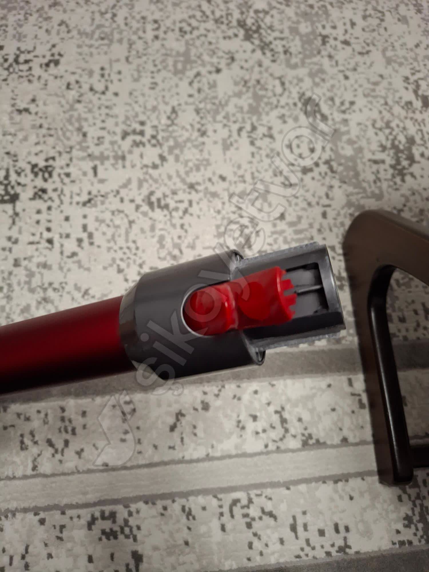 Dyson Dayson V10 Süpürgemin Kırmızı Düğmesi Kırıldı - Şikayetvar