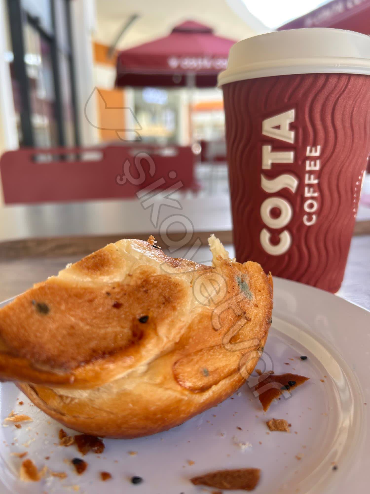 Costa Coffee Costa Coffee Served Moldy Pastry—Hygiene Concerns Need ...