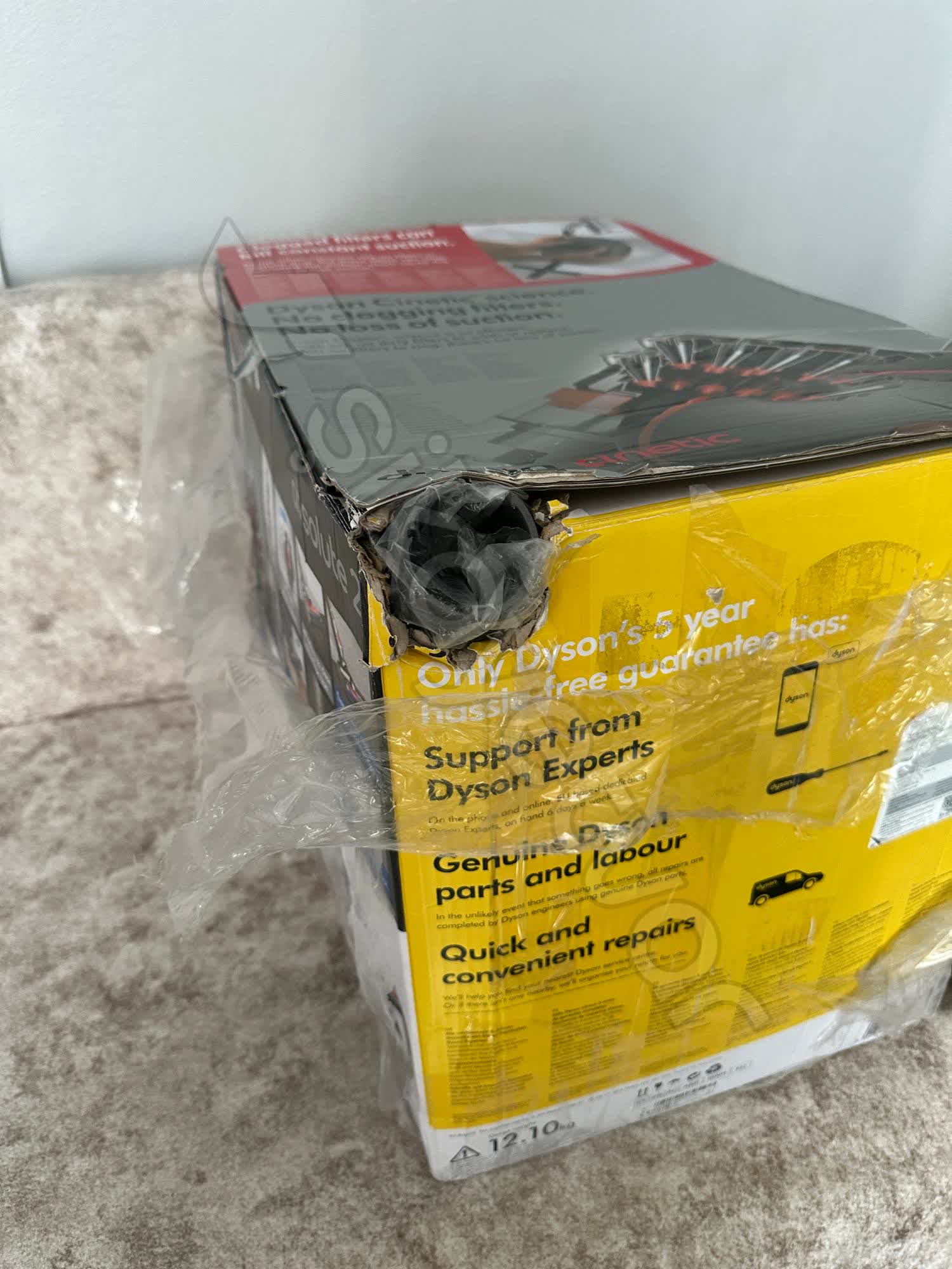 Dyson Product Arrived with Damaged Packaging and Exposed Part - Xolvie