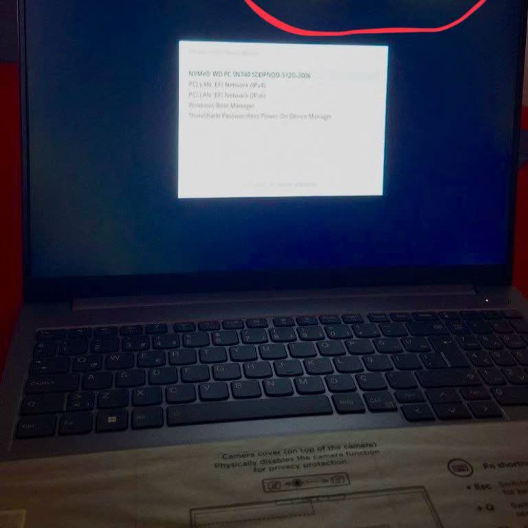 Lenovo Thinkbook Arrived with a Defective Screen Panel - Xolvie