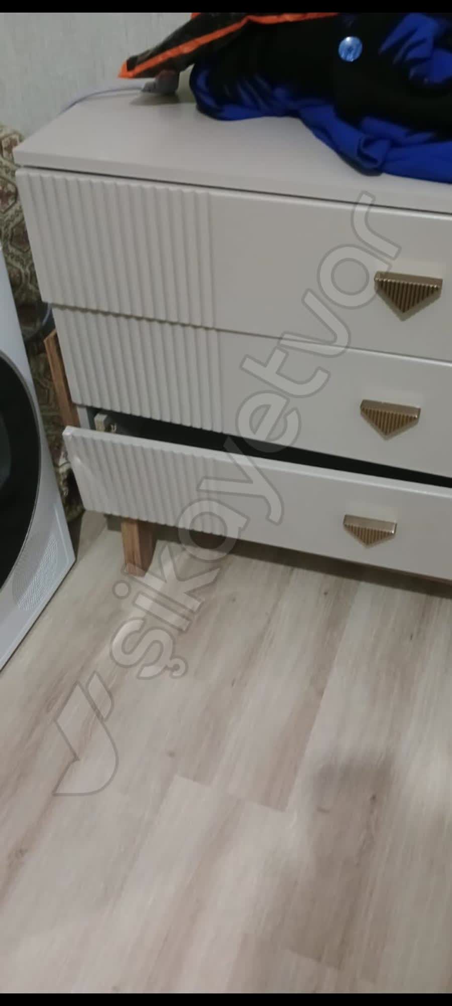 Modalife'dan Aldığımız Mobilyalar Kırık Çıktı, Tamir İçin Bekliyoruz ...