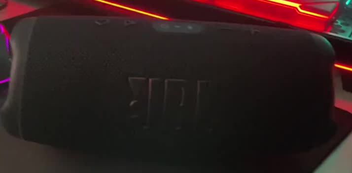 JBL Charge 5 Won’t Power On or Connect via Bluetooth - Xolvie