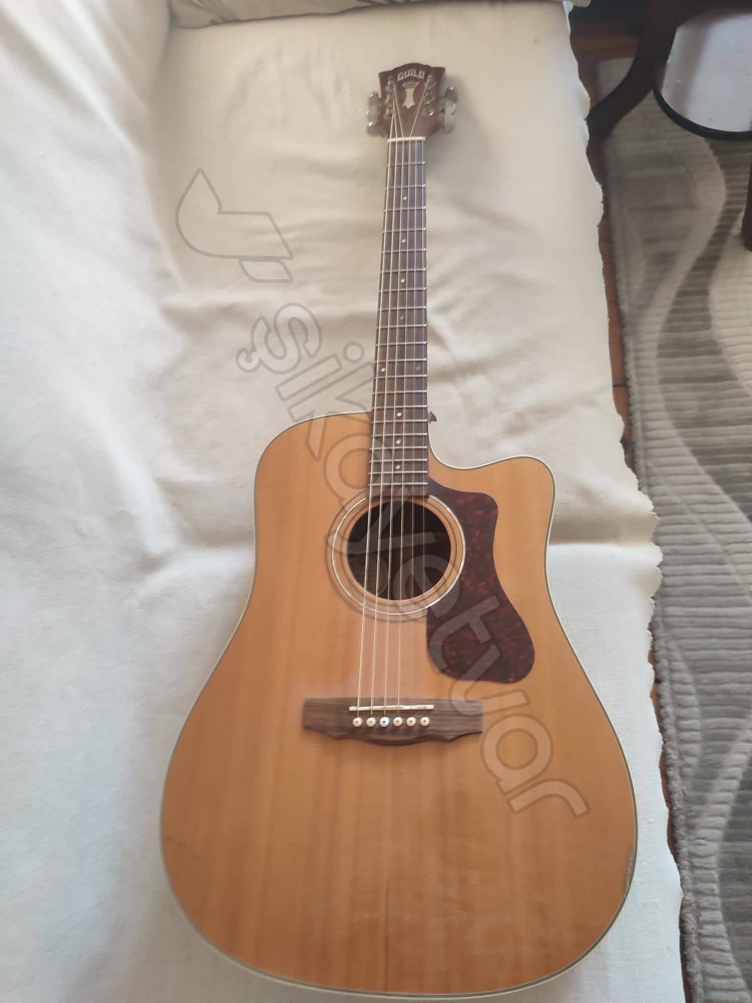 Acımasız Efsane Doviculus Gitar