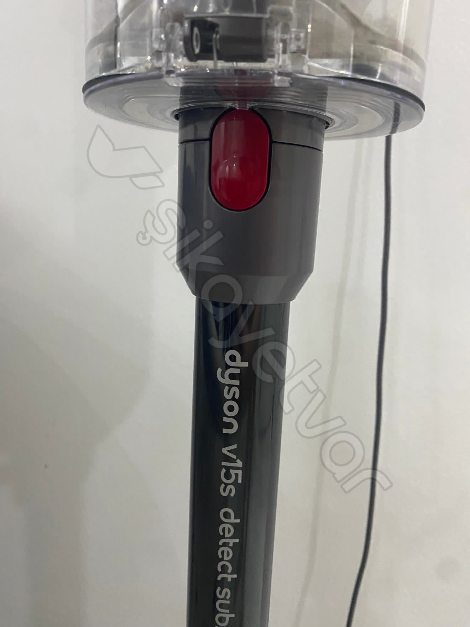 Dyson V15s Detect Submarine Vacuum Tube Stuck and Unusable - Xolvie