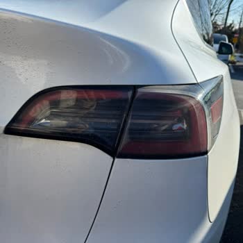 Tesla Model Y Delivered With Defective Hood and Misaligned Panels - Xolvie