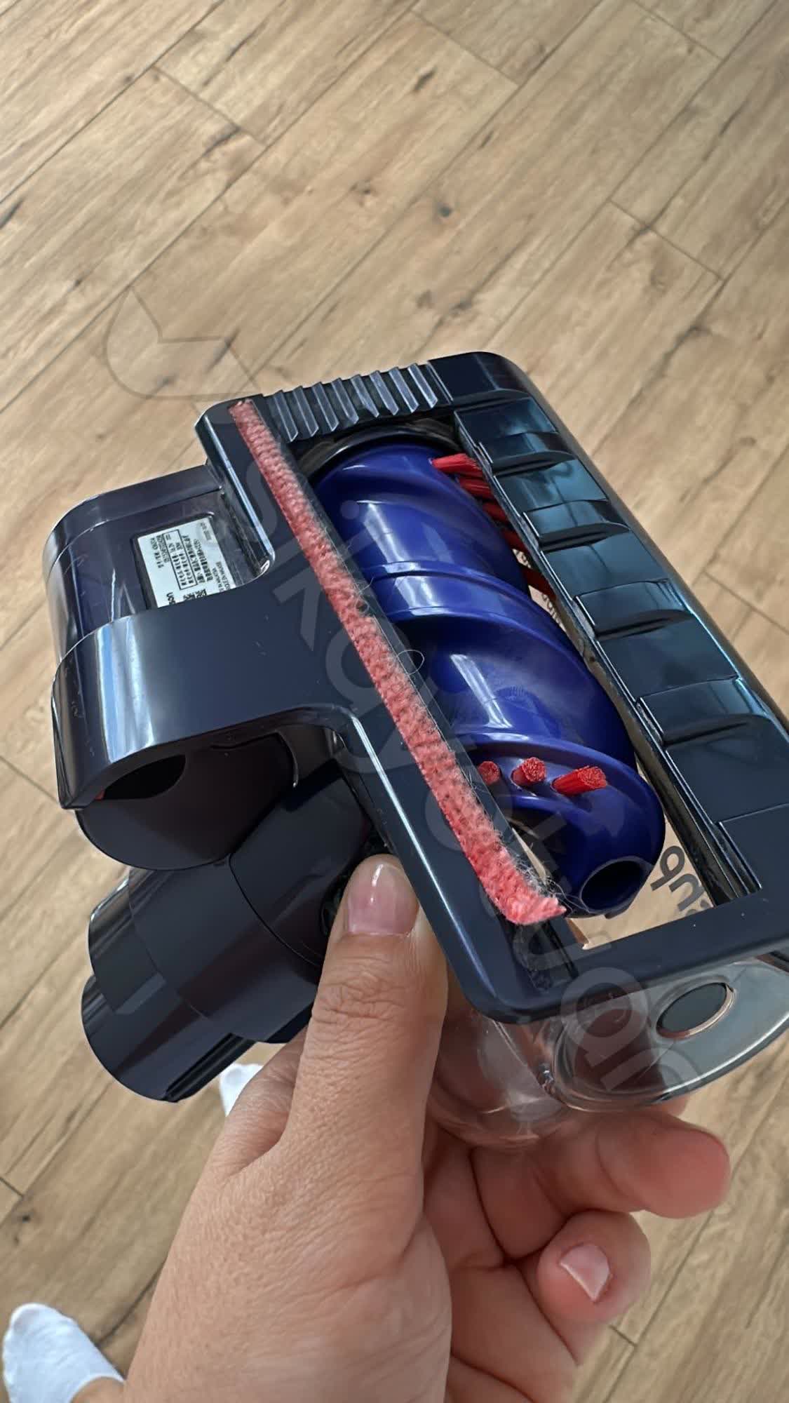 Dyson Gen5detect Absolute Prussian Blue/Copper Attachment Quality Issue - Xolvie