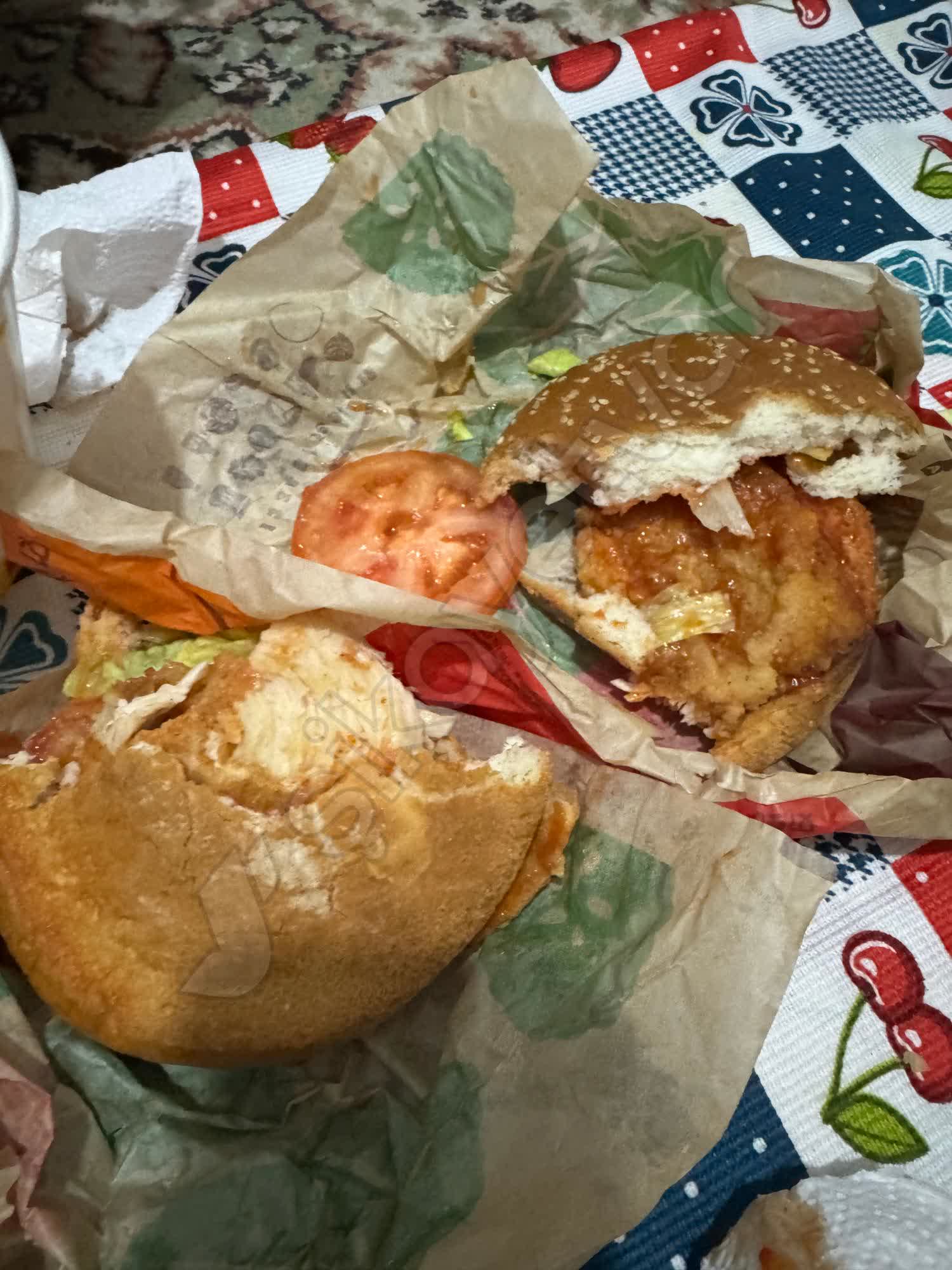 Burger King'de Spicy Sos Yanıltmacası ve Çiğ Tavuk Sorunu - Şikayetvar