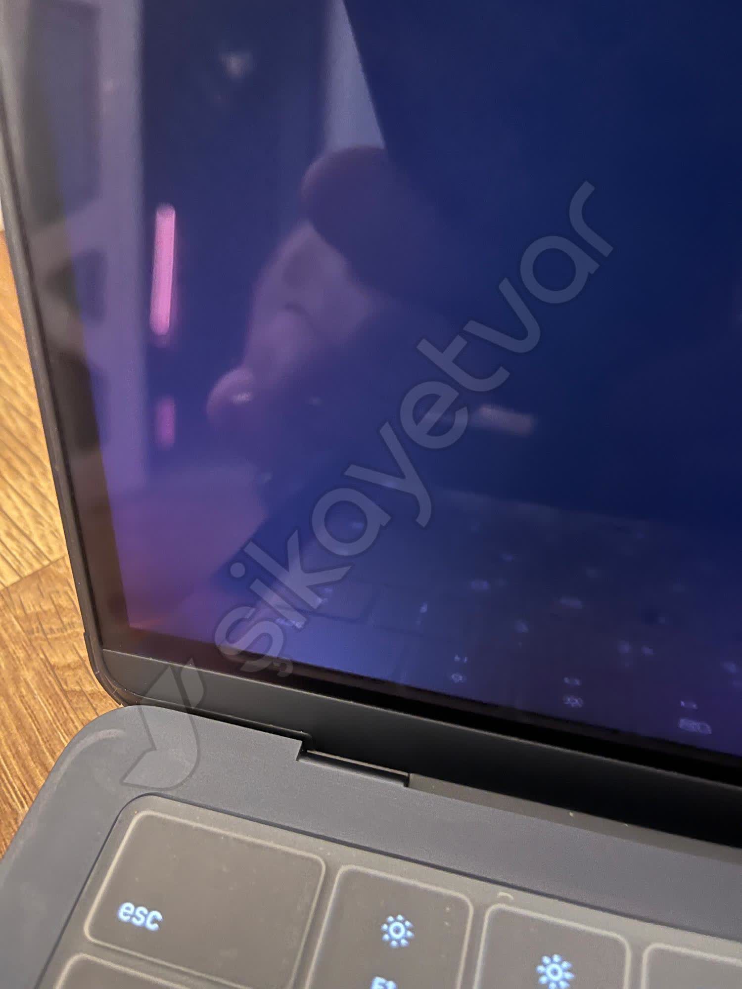 Apple Macbook Air Ekran Sorunu Ve Garanti Hayal Kırıklığı - Şikayetvar