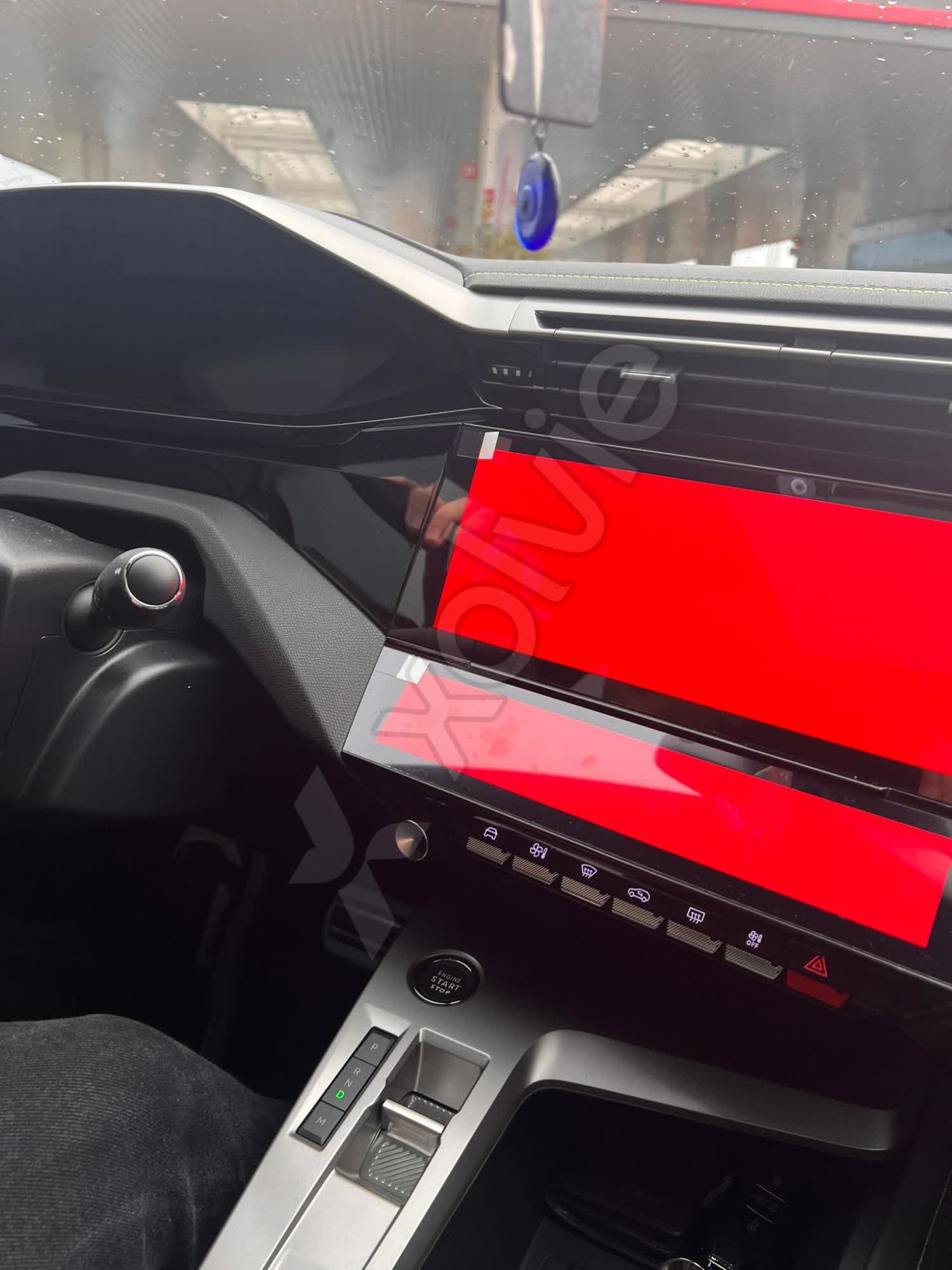 Peugeot 408 GT Screen Error and Repair Process - Xolvie