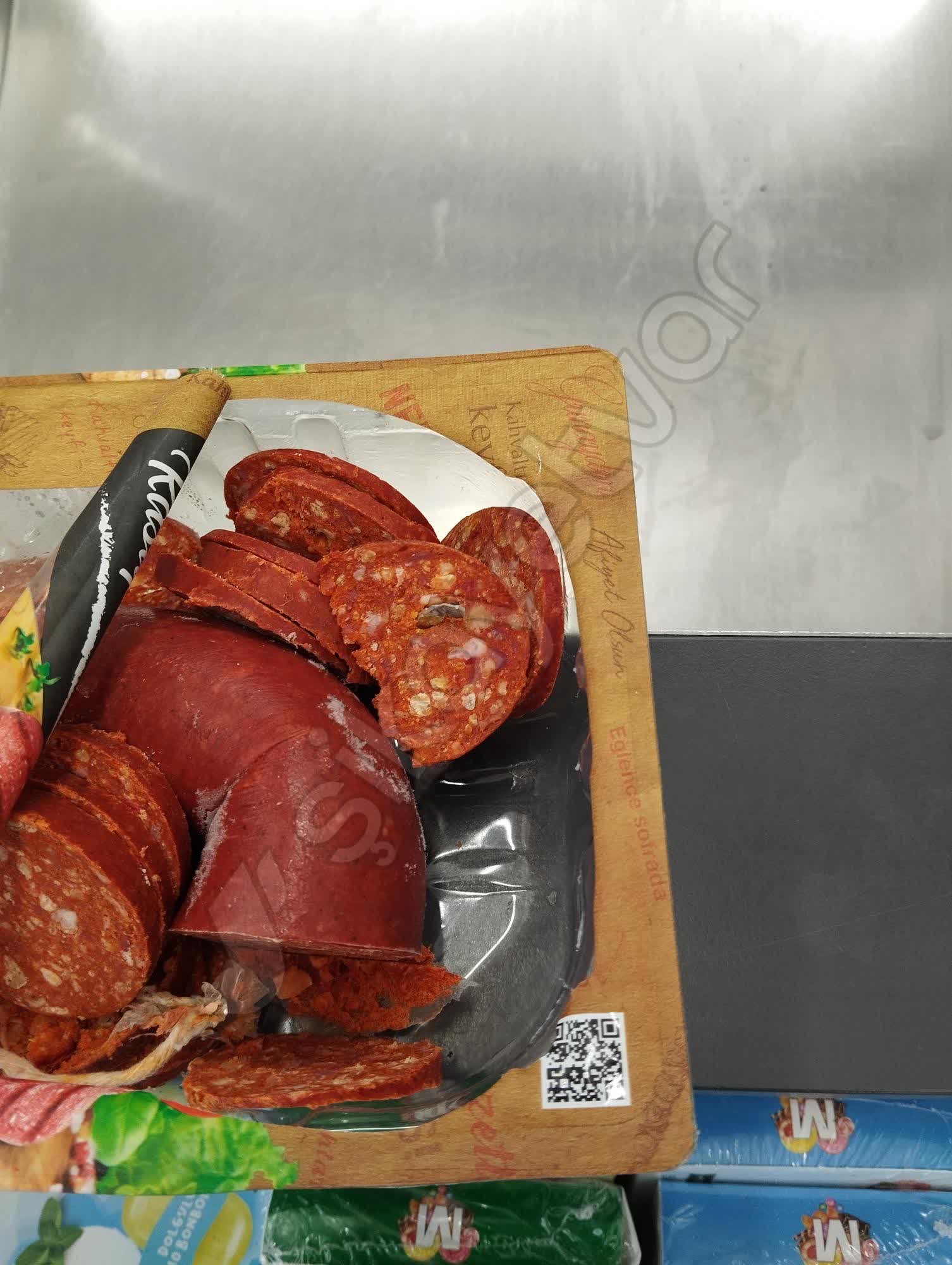 Maret Marka Dana Sucukta Tehlikeli Metal Parçaları - Şikayetvar