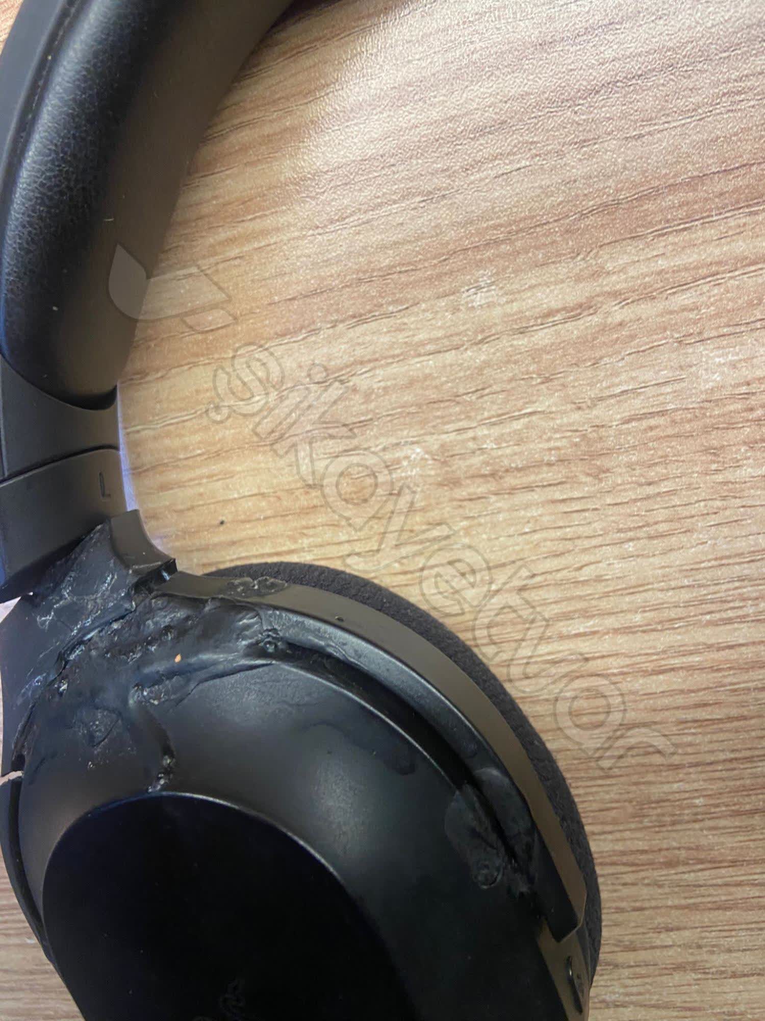 My Razer Barracuda X Headset Keeps Breaking – Poor Durability & No ...