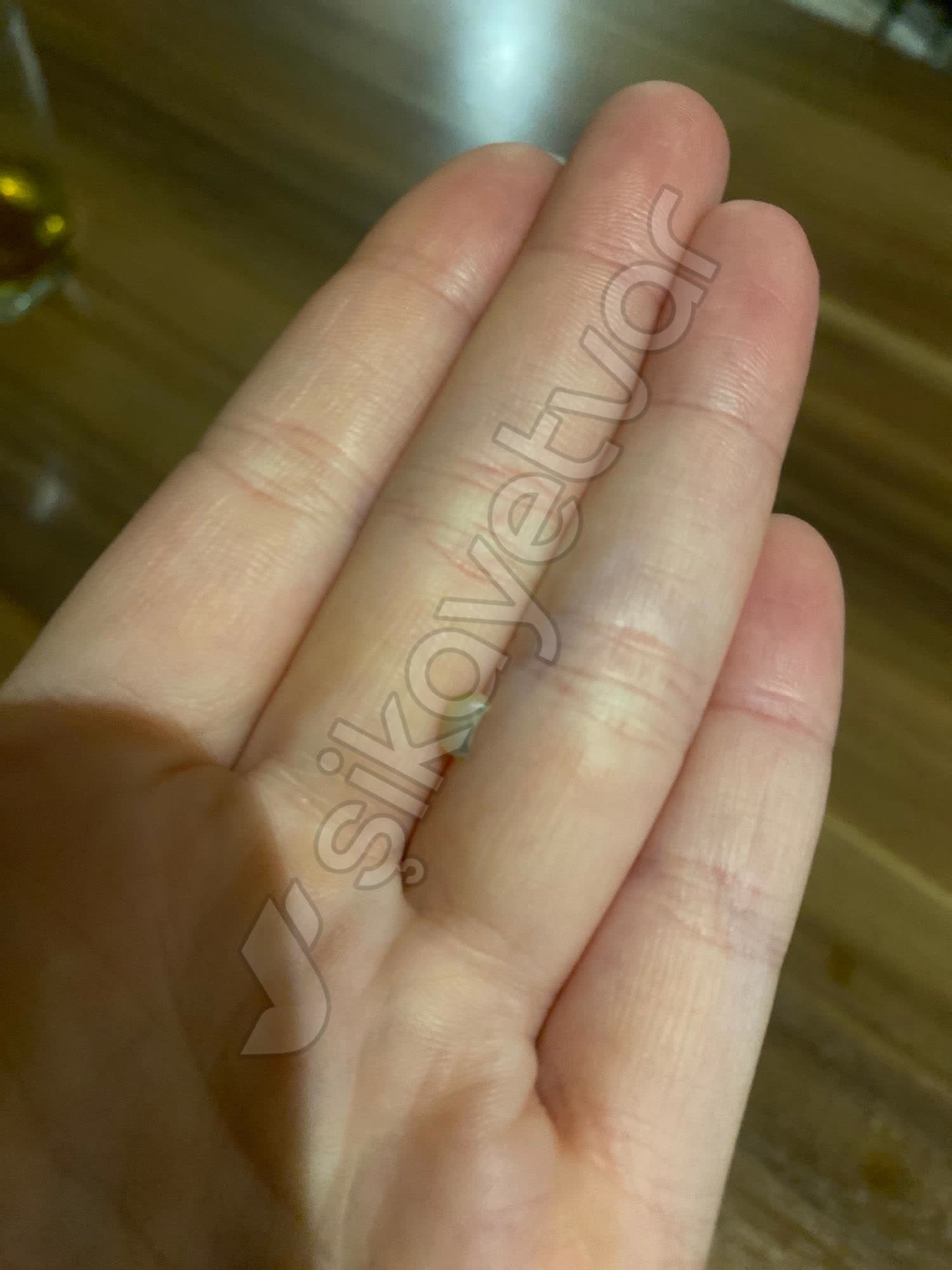 I Found a Hard, Porcelain-Like Piece Inside My Snickers - Xolvie