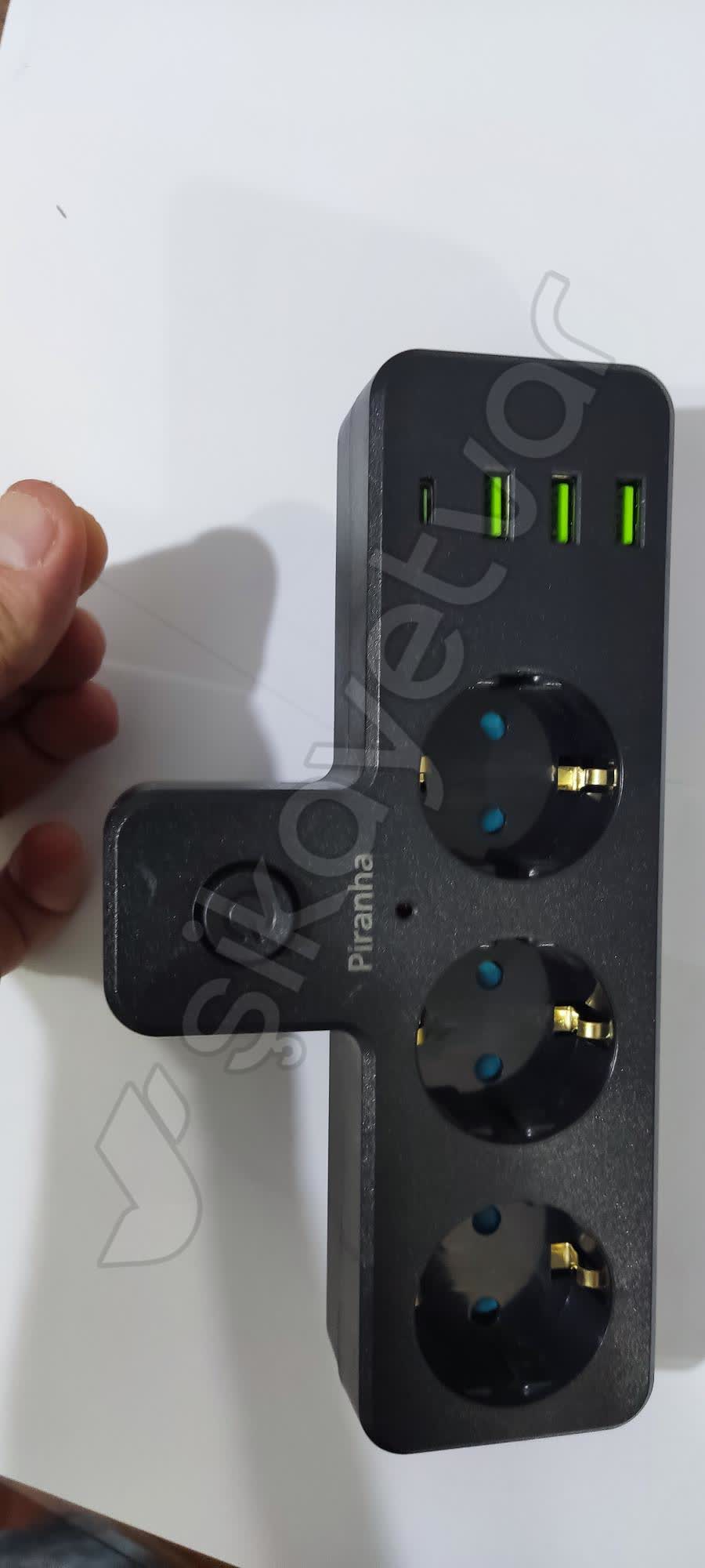 Piranha Prizden Çıkan Şaşırtıcı Saç Teli! - Şikayetvar