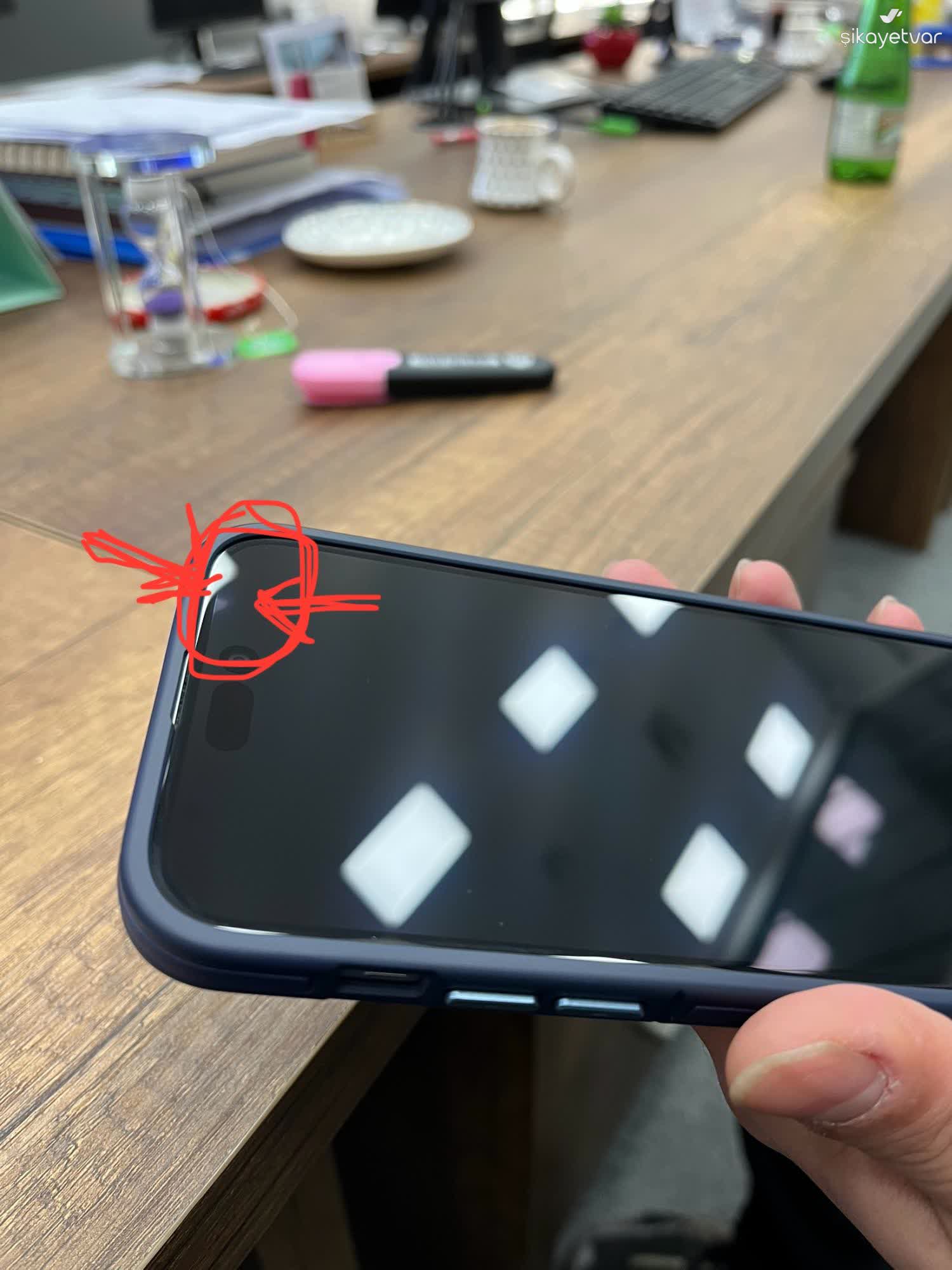 iPhone Apple İphone 15 Plus: Fabrikasyon Hatalı Ekran Sorunu Ve ...