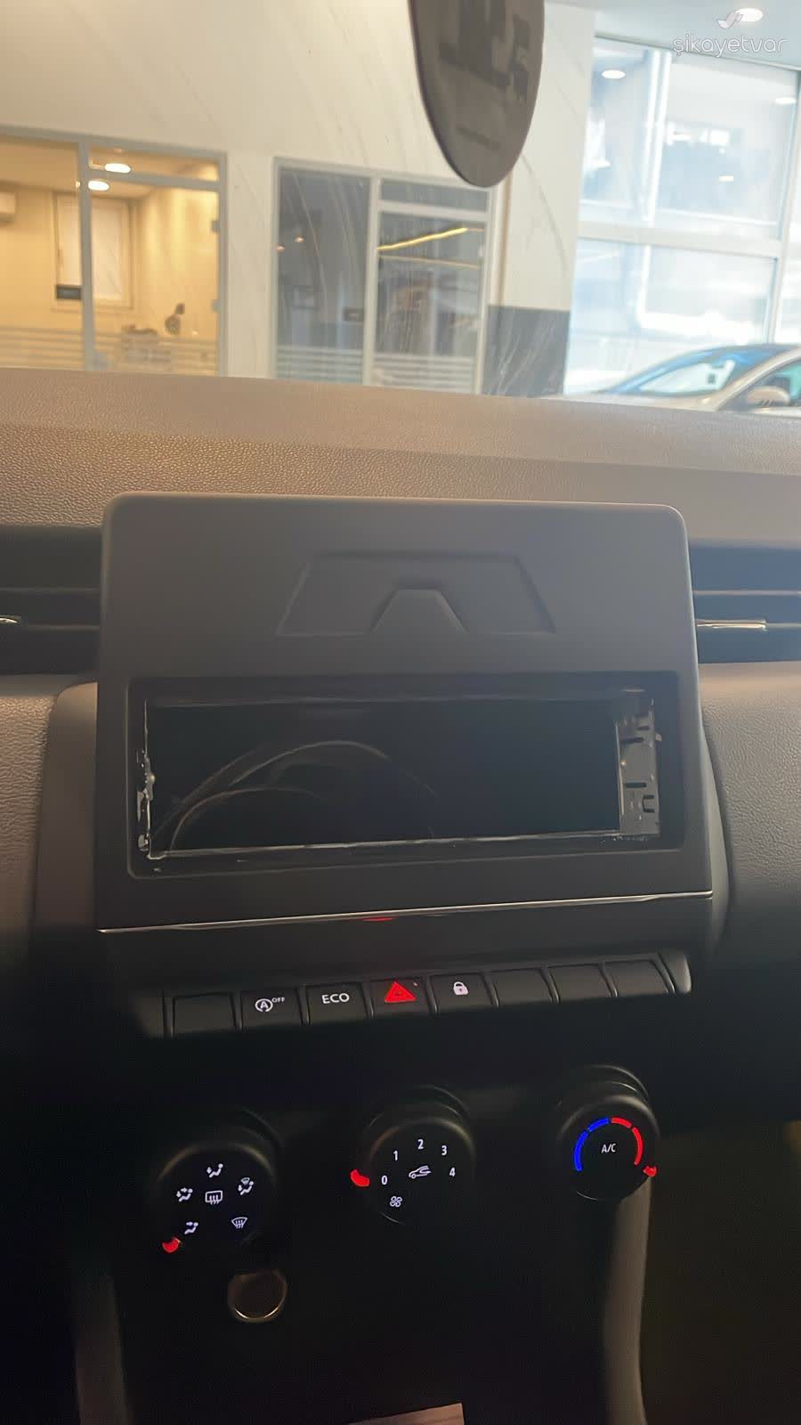 Renault Reno Clio Teyp Arızasıyla Mücadele - Şikayetvar