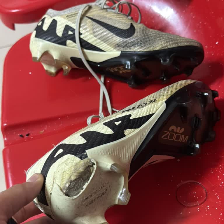 My Son’s Nike Football Cleats Fell Apart in 4 Months - Xolvie