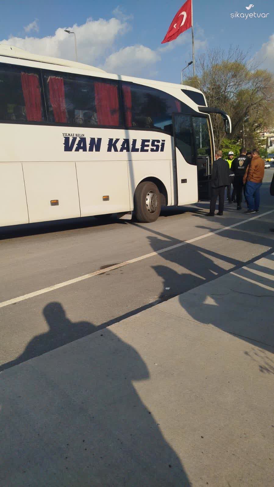 Van Kalesi Turizm Sorunlu Yolculuk: Tartışmalar, Arızalar Ve Valiz Hasarı - Şikayetvar