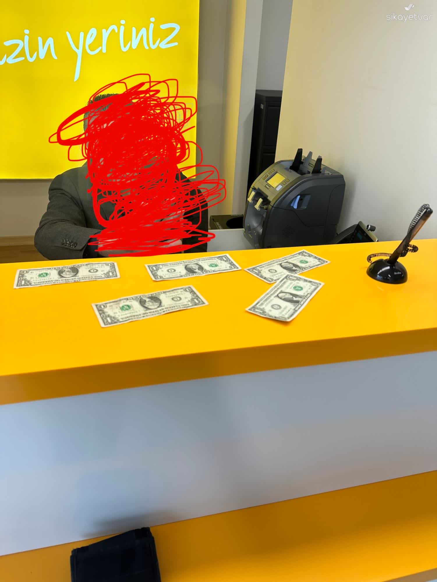 VakıfBank Gişe Çalışanının Keyfi Para Kabul Etmemesi Ve Saygısız ...
