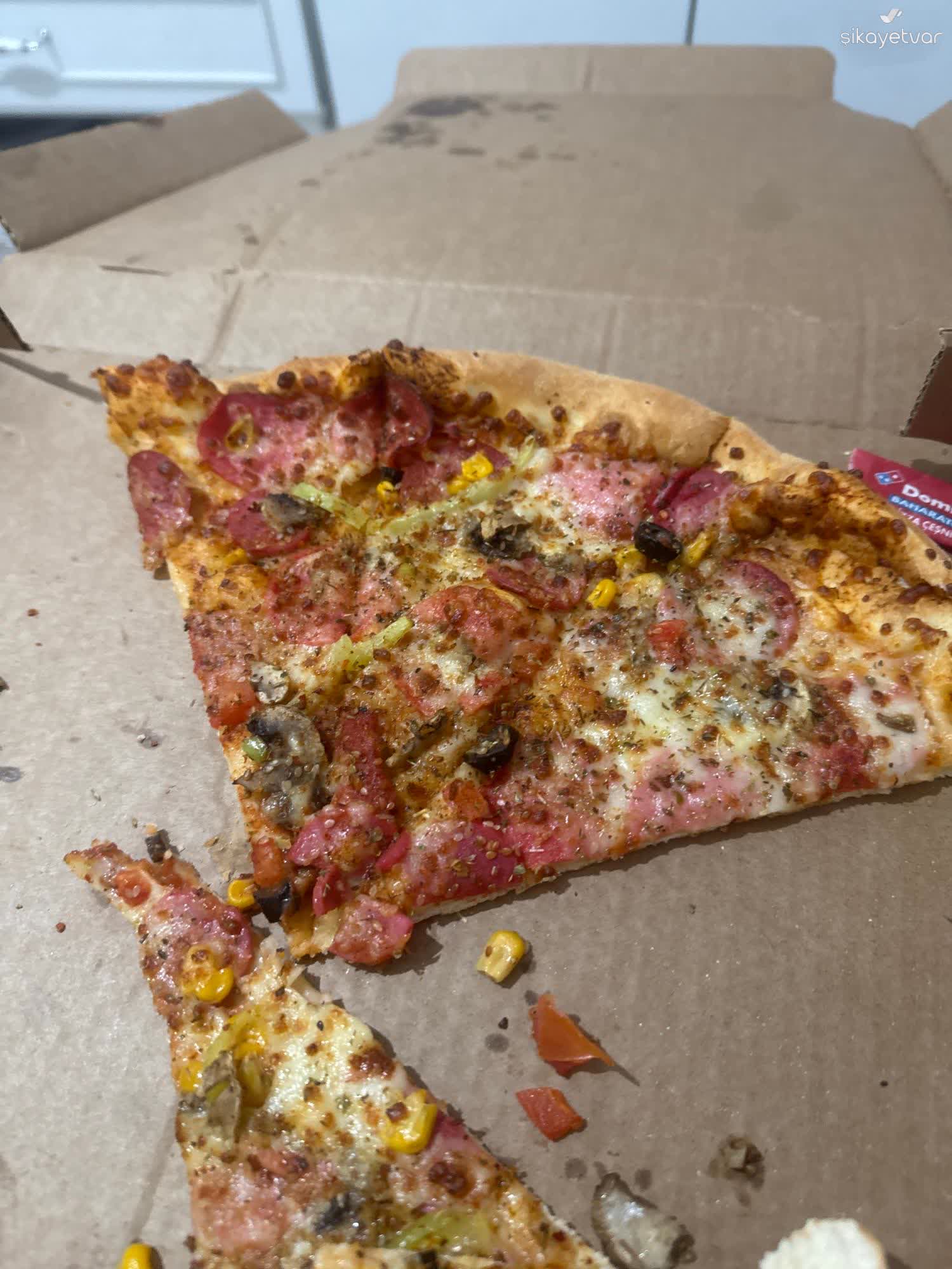 Domino's Pizza Bol Malzemeli Pizza Beklerken Malzemesiz Hamur Geldi ...