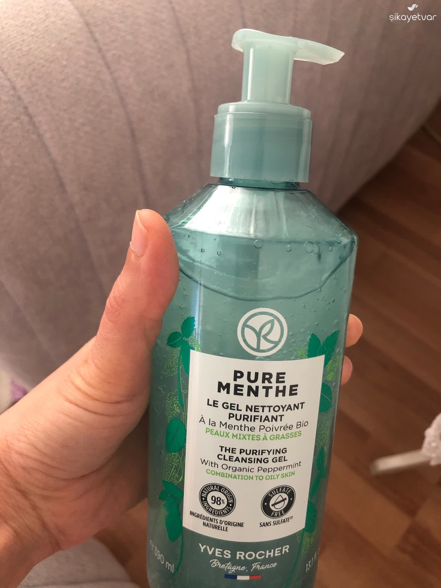 Yves Rocher Face Cleanser Gave Me Redness, Burning, and Breakouts ...