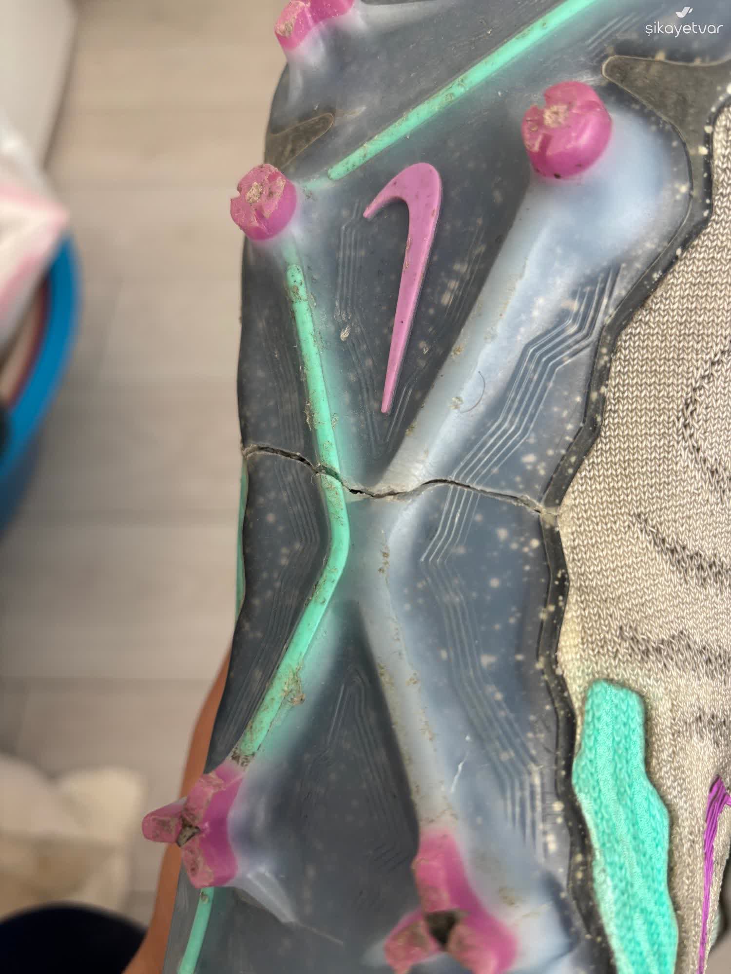 Satın Aldığım Nike Krampon 1 Yıl Sonunda Kırıldı, Mağduriyetim ...