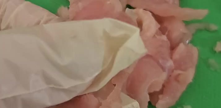 Bolca Hindi Hazır Hindi Sote Paketi Yenilmeyecek Parçalarla Dolu Çıktı ...