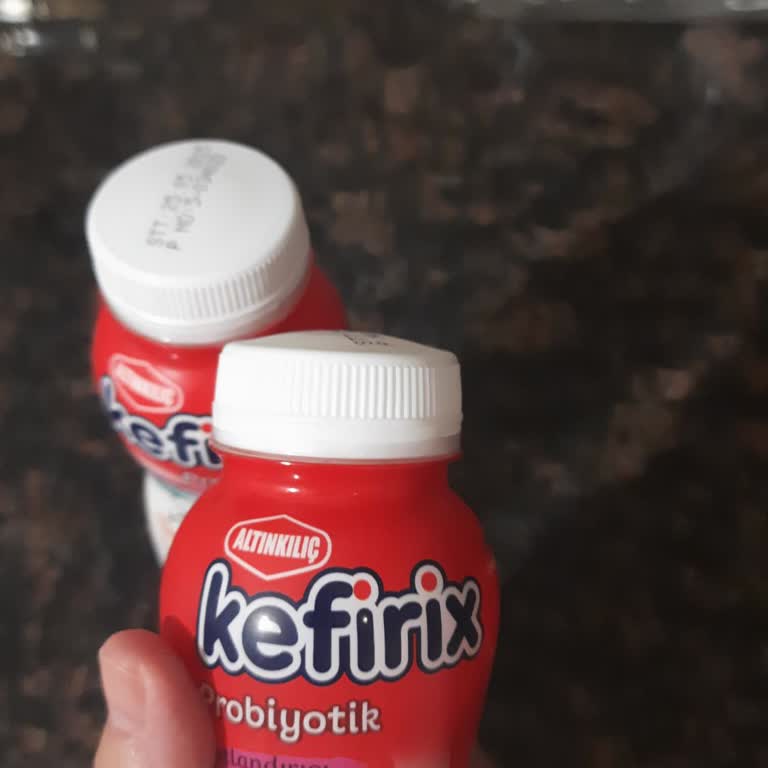 Altınkılıç Altınkılıç Kefir Ambalajı Şişmiş Ve Patlayarak Dökülüyor ...