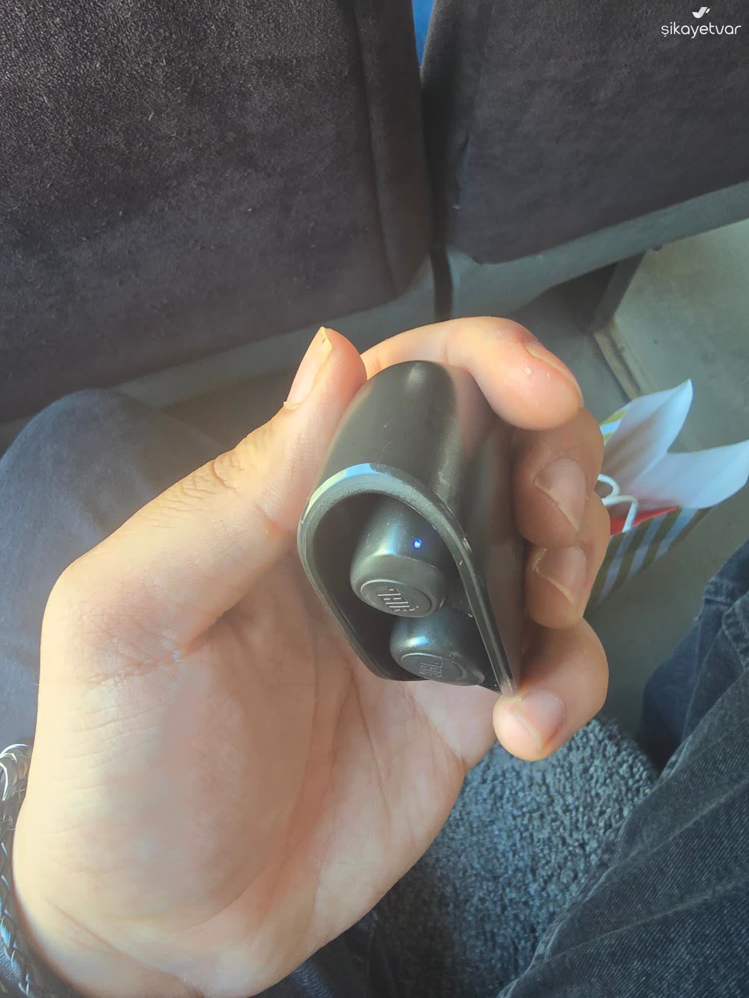 JBL Tune 100 TWS Kulaklıkta Bağlantı Ve Şarj Sorunu - Şikayetvar