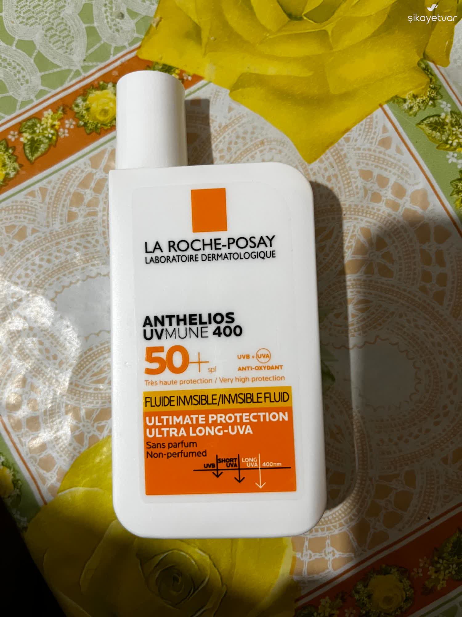 La Roche – Posay I Got a La Roche-Posay Sunscreen That Smells Spicy and ...