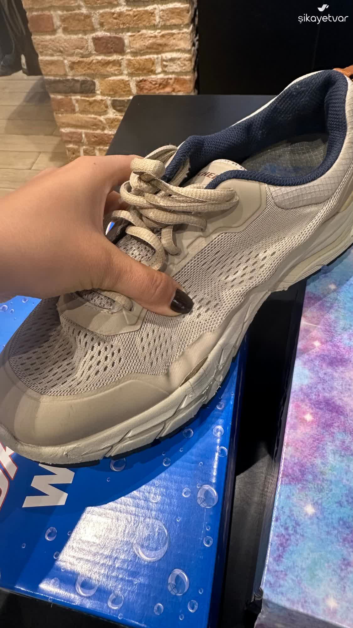 I Face Seam Splitting Issue with Skechers Arch Fit Baxter Pendroy Shoes ...