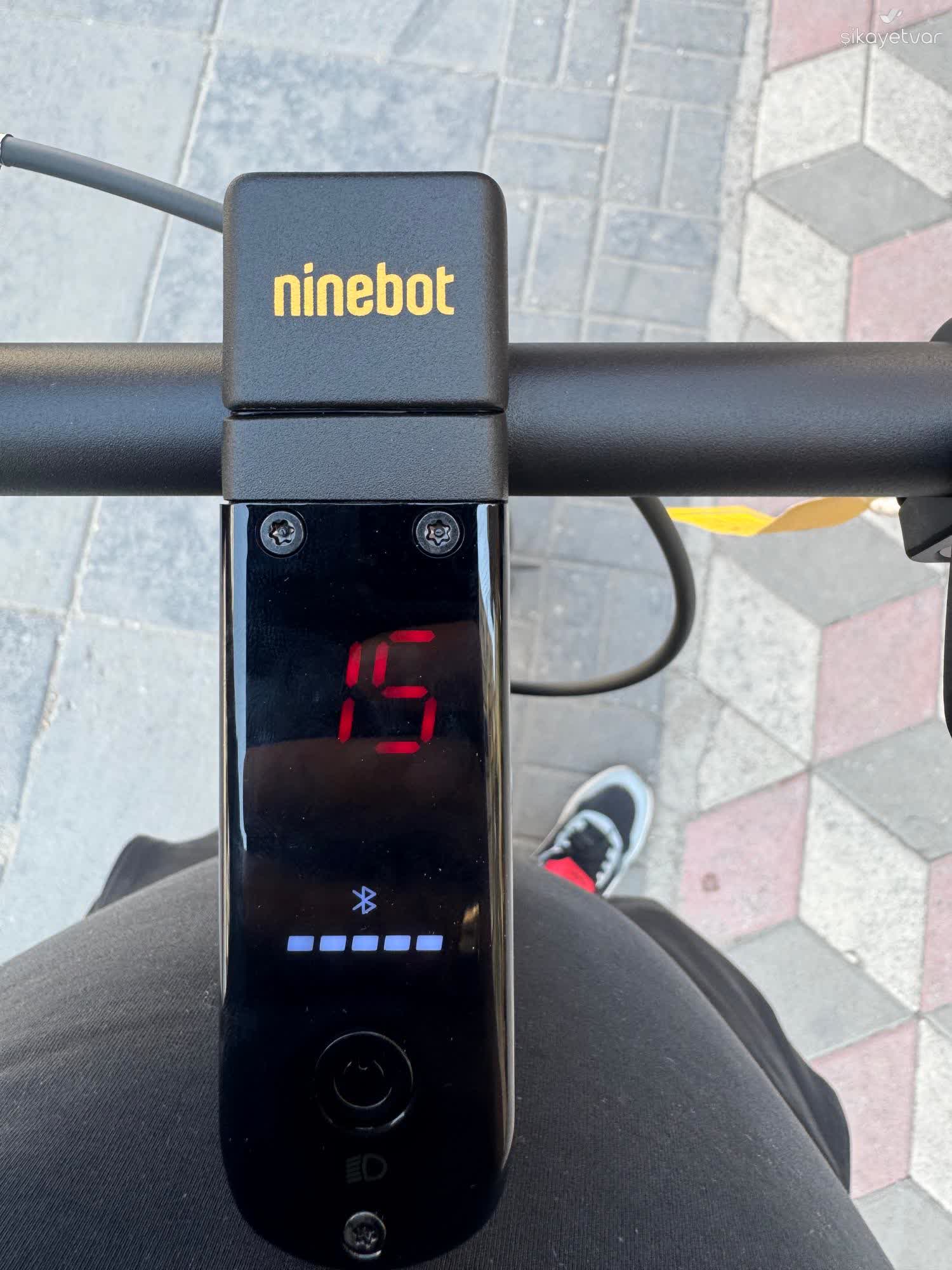 My Segway Ninebot Max G2 Scooter From MediaMarkt Broke on the First Day ...