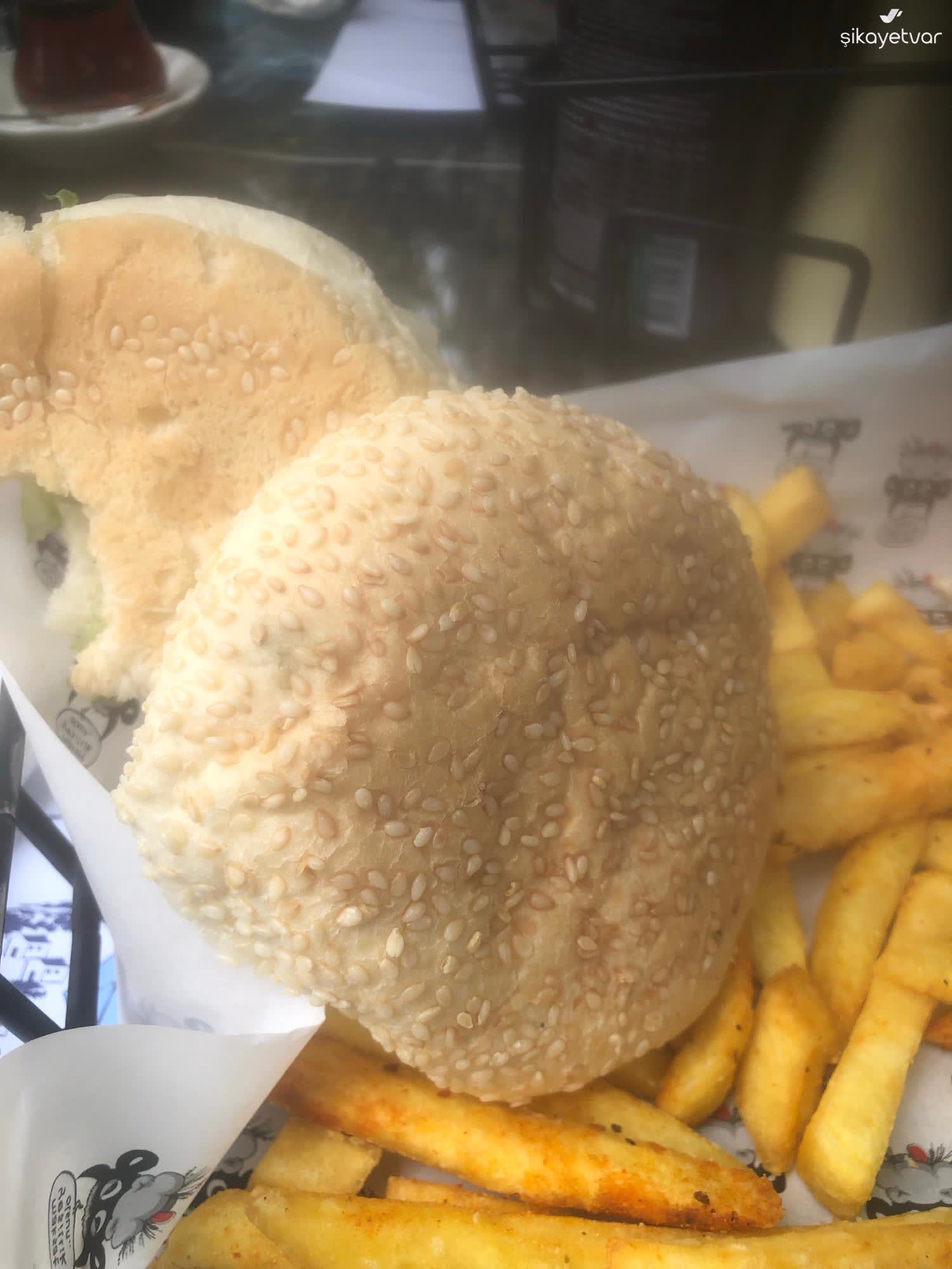 Ot Kafe Küflü Hamburger Ekmeği Ve İlgisiz İşletme Mağduriyeti - Şikayetvar
