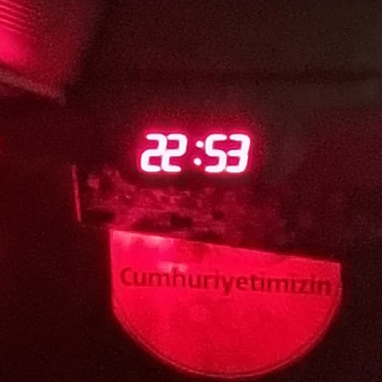Martur Turizm Martur Otobüsünde Sürekli Duraklama Ve Hizmet ...