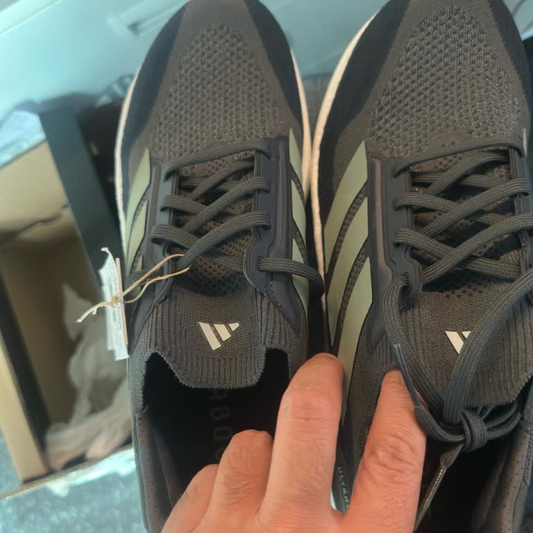 adidas Read Customer Complaints and Reviews - Xolvie