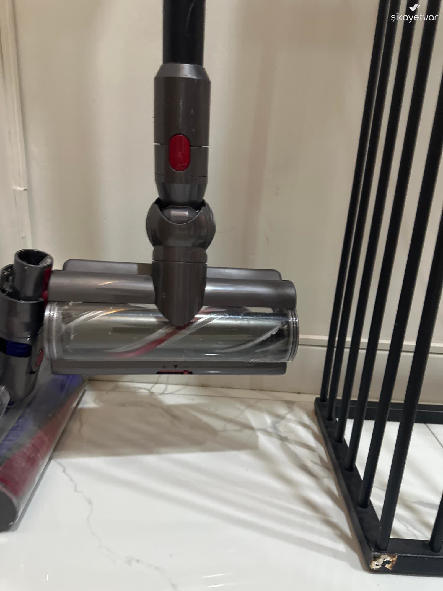 Dyson Garanti Kapsamında Değiştirilen Bozuk Başlık İçin Yeniden Ücret ...