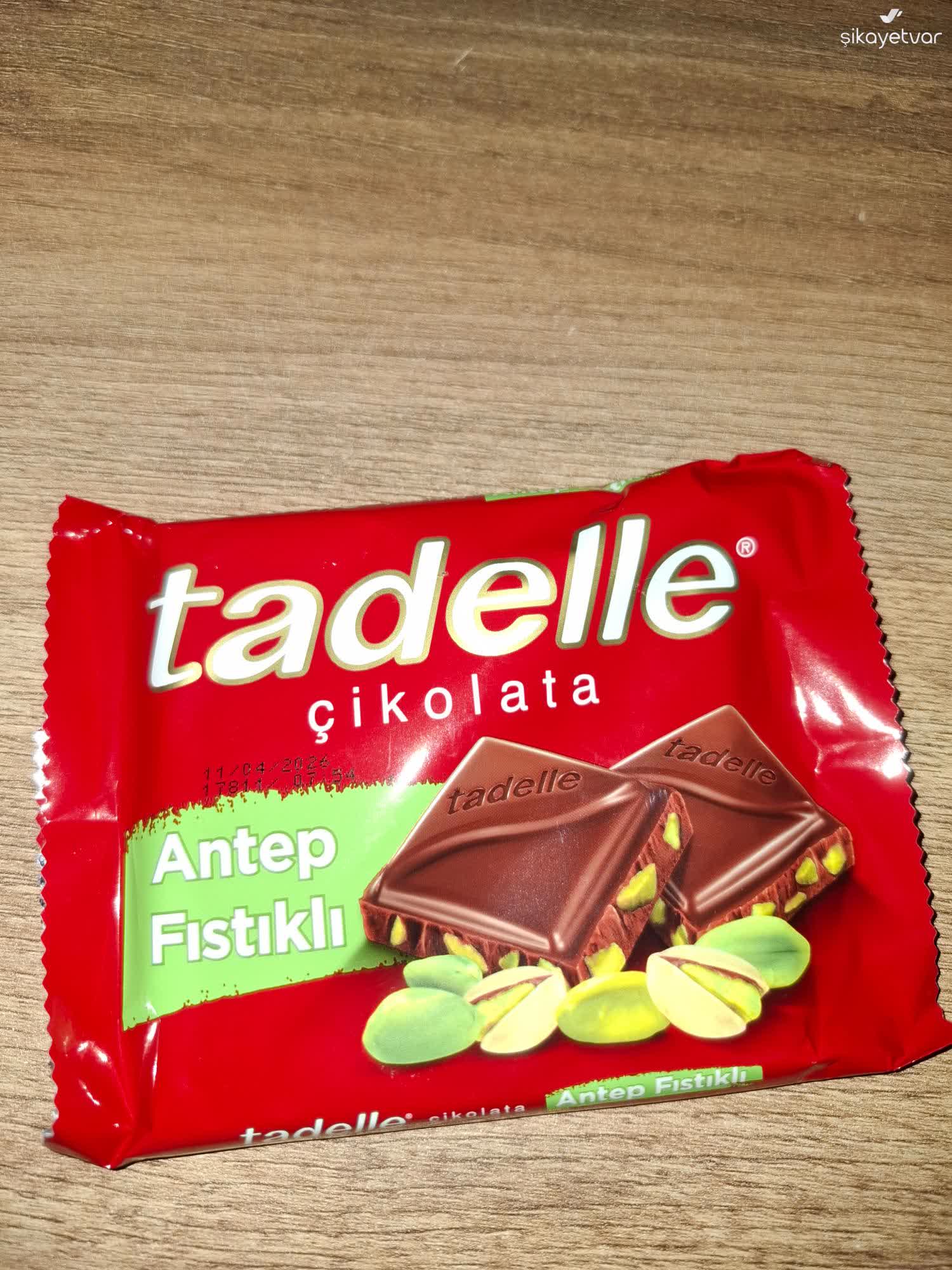 Tadelle Antep Fıstıklı Çikolatada Beklenmeyen Renk Değişikliği Endişesi ...