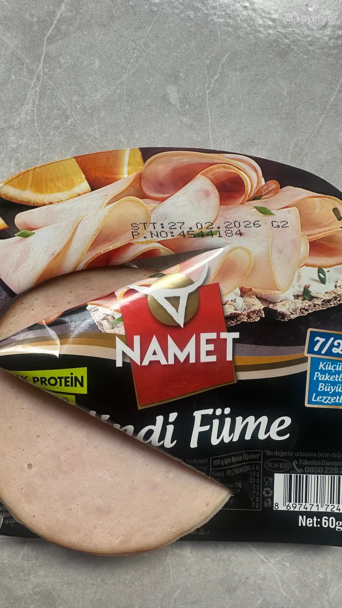 Namet Son Kullanma Tarihi Geçmemiş Hindi Füme Üründe Küf Ve Gıda ...