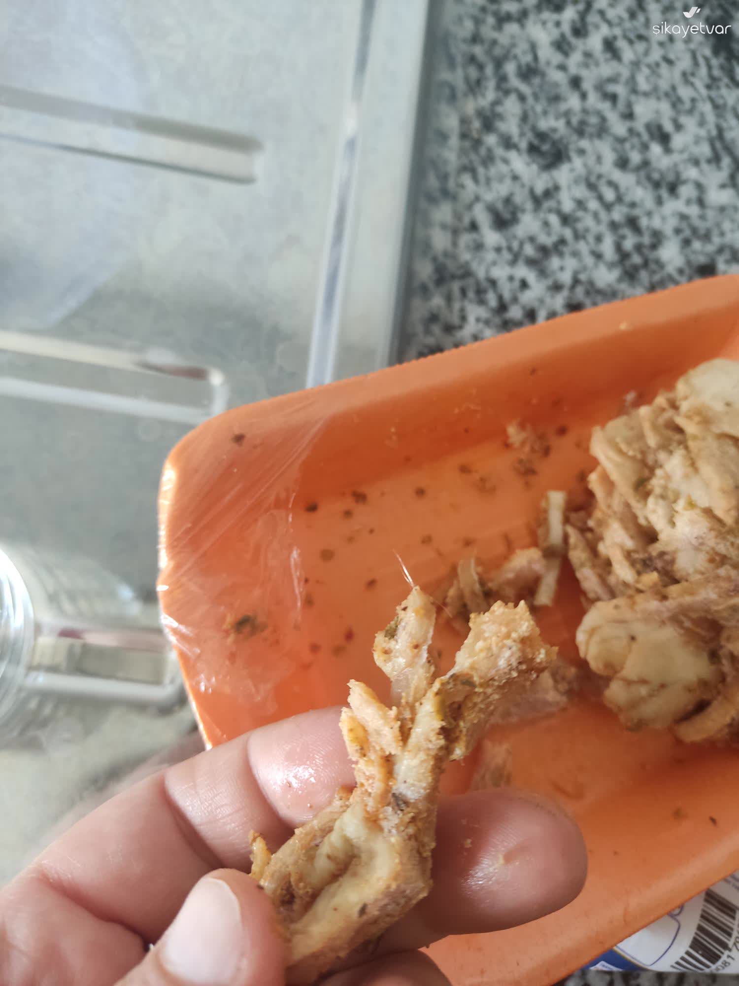 Beyza Piliç Tavuk Dönerde Kıl Çıkması Hijyen Endişesi Yarattı - Şikayetvar