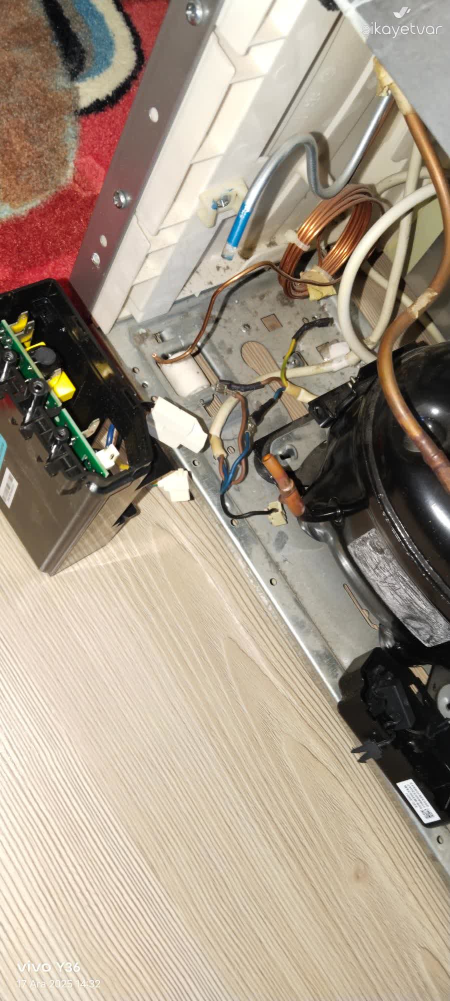 Samsung Yüksek Ücret Ödedim, Buzdolabım Hala Tamir Edilmedi Ve Parça ...