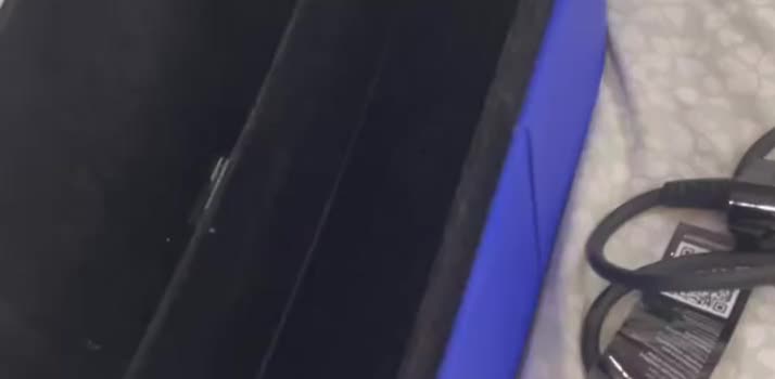 Dyson Dyson Airwrap Attachments Come Loose and Show Possible ...