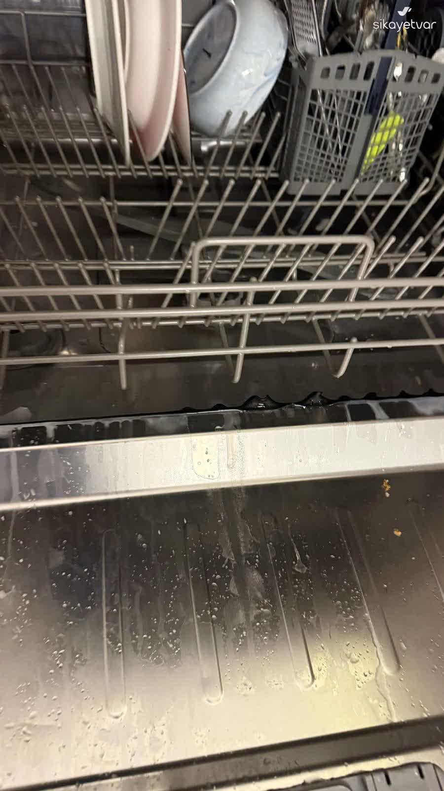 Samsung Bulaşık Makinesi Su Sızdırıyor, Parkeler Şişti Ve Çözüm Yok ...