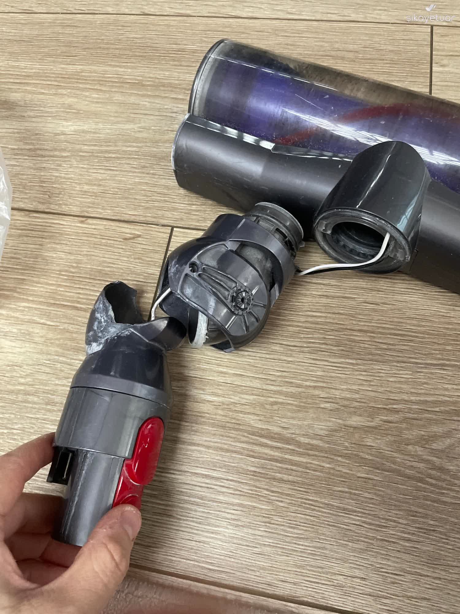 Media Markt Dyson V10 Başlık Kırılması Tekrarlandı Uzatılan Garanti ...